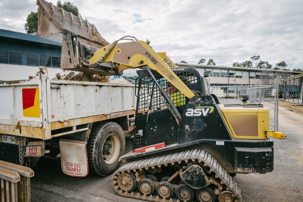 About – Diggum Does Dirt